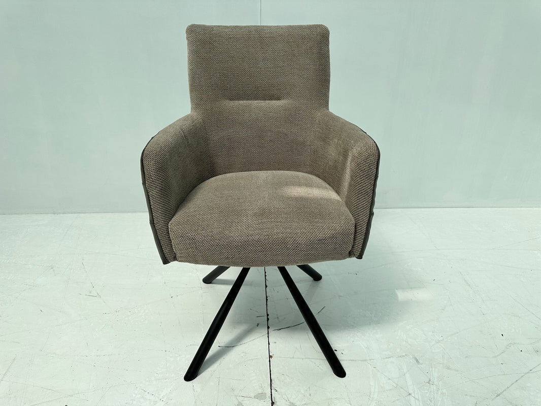 Mobexpert mobilier premium - Colecții Disponibile – SCAUNescu.ro